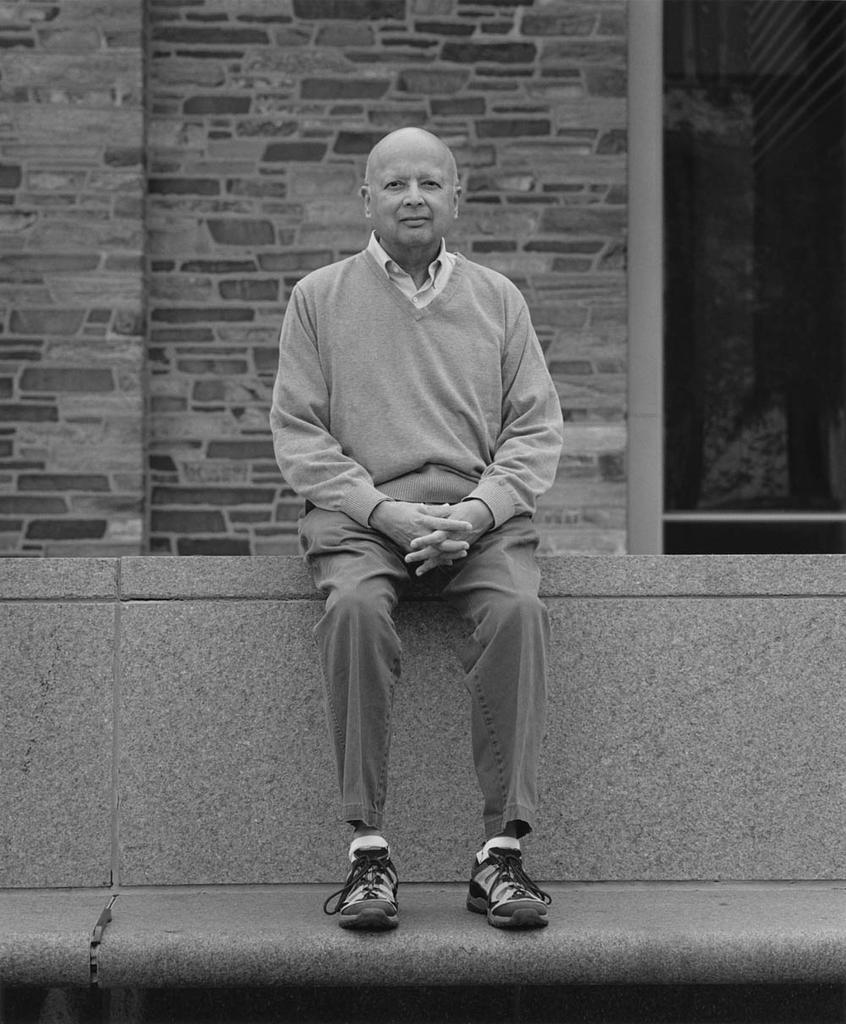 Gallery - Economists - Mariana Cook